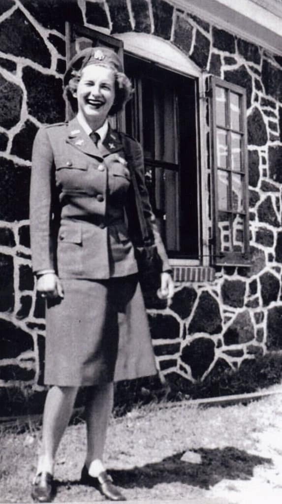 Janet Lee Hutchinson | WASP Coming of Age with The Flying Hutchinsons ...